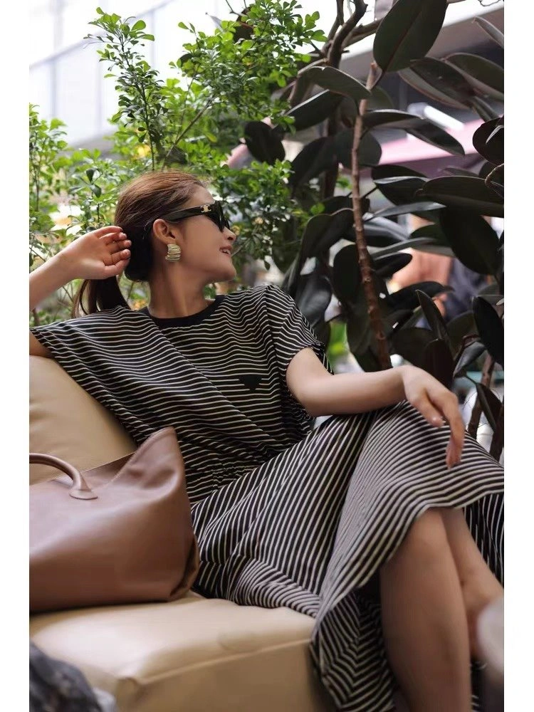 Cut-rate Unclassified Brand Dress