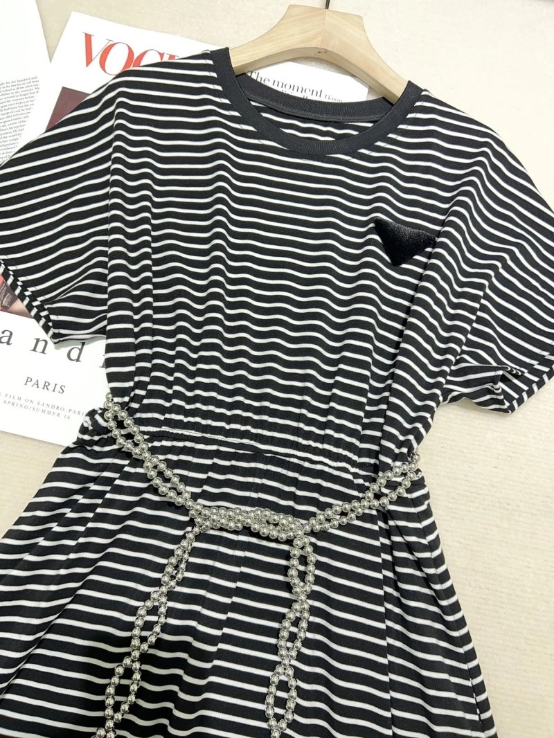 Cut-rate Unclassified Brand Dress