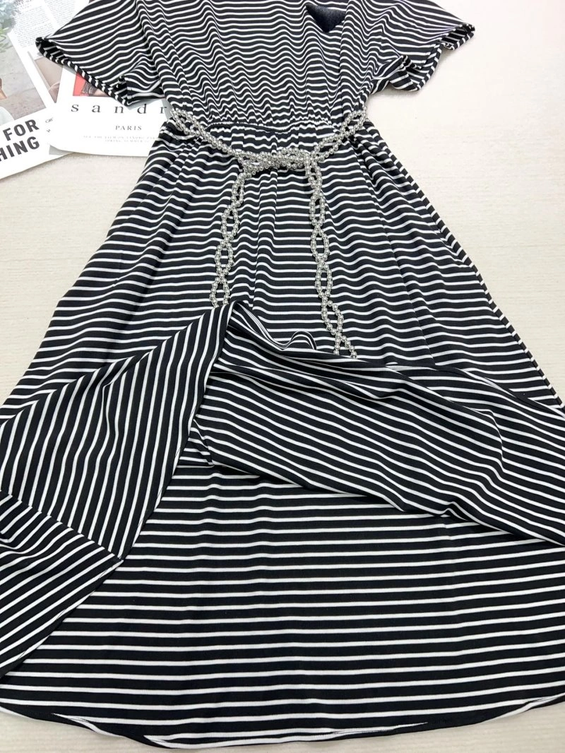 Cut-rate Unclassified Brand Dress