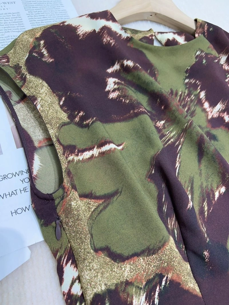 Inexpensive Unclassified Brand Dress