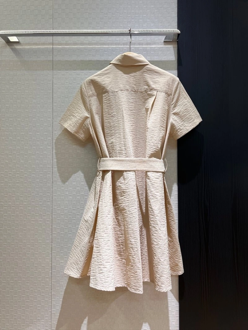 Genuine Unclassified Brand Dress