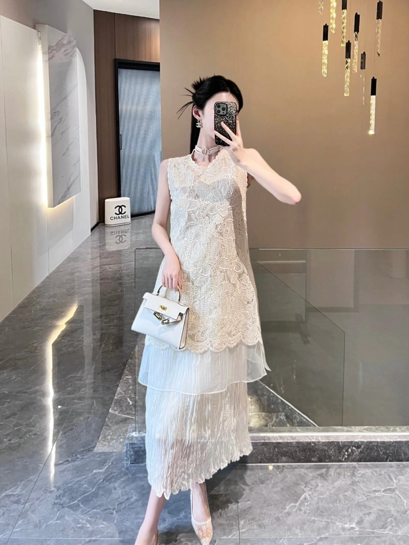 Unclassified Brand Dress