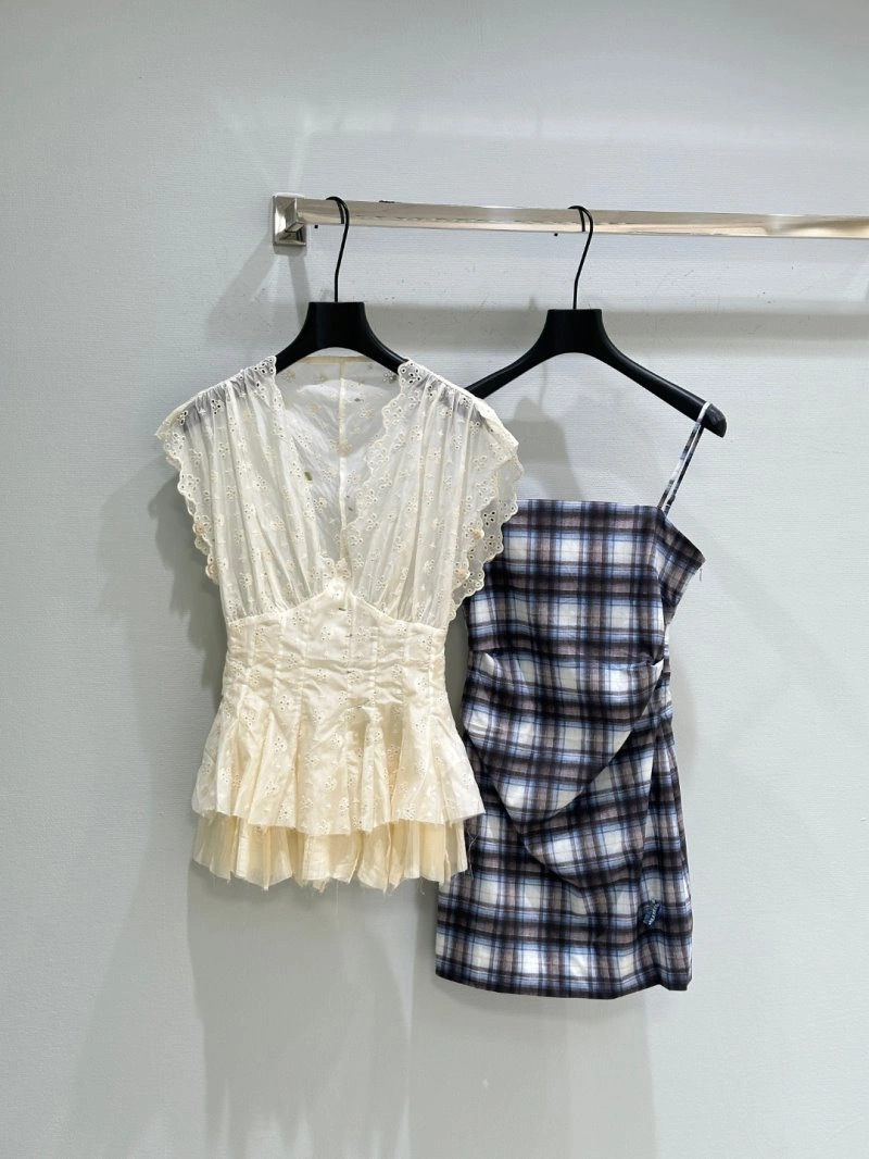 Unclassified Brand Dress
