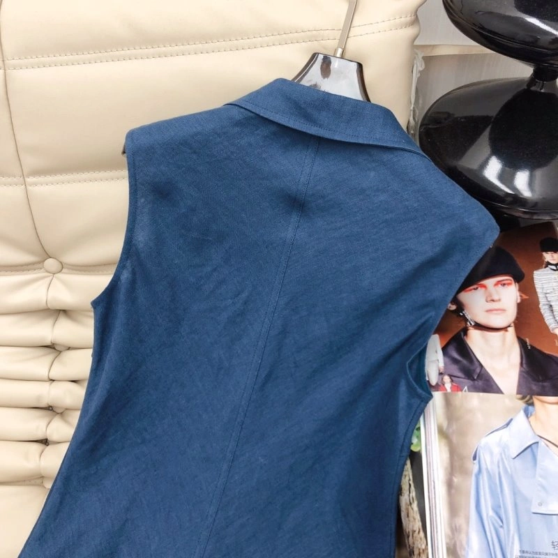 Indistinguishable Unclassified Brand Dress