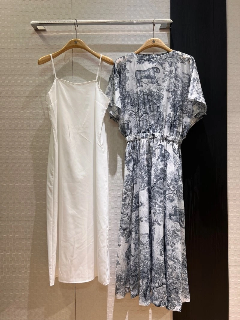 Perfect replica Unclassified Brand Dress