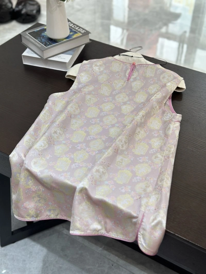 Real Unclassified Brand Dress
