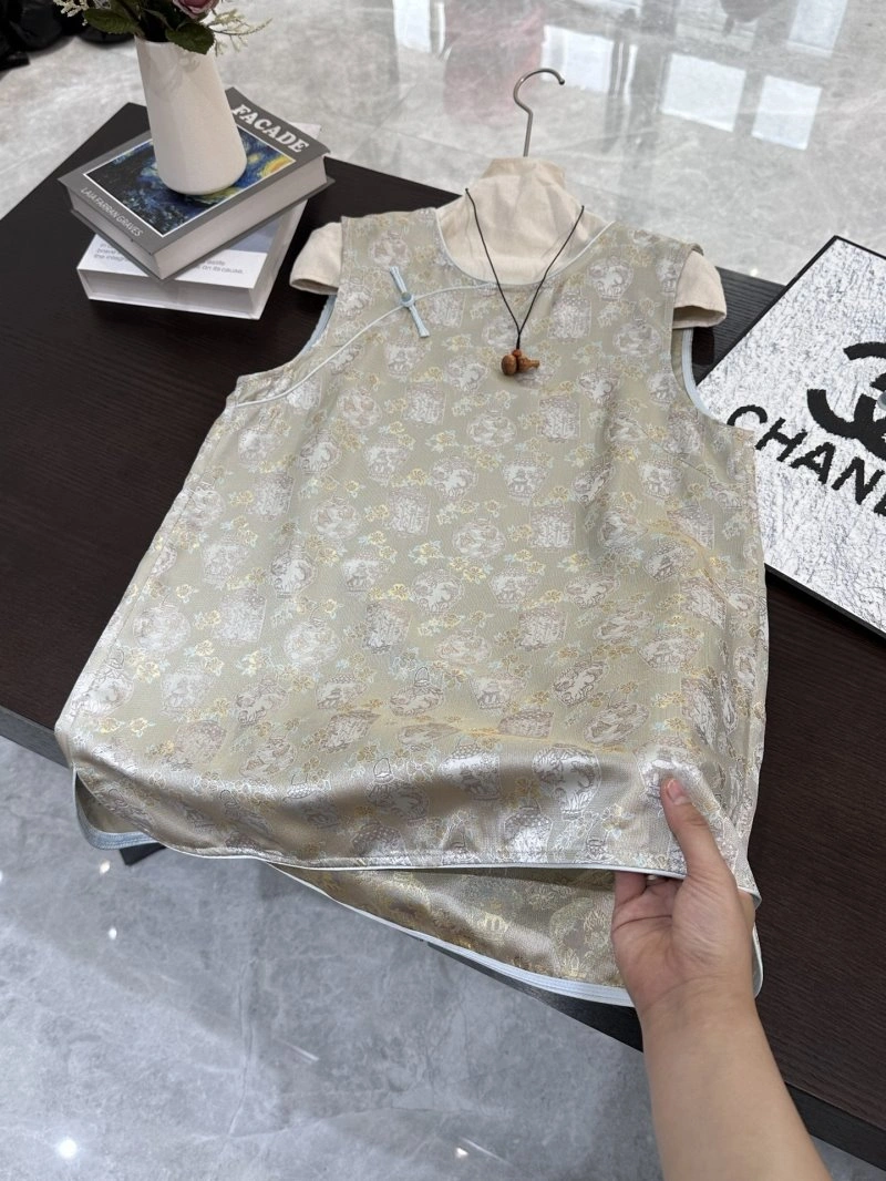 Real Unclassified Brand Dress