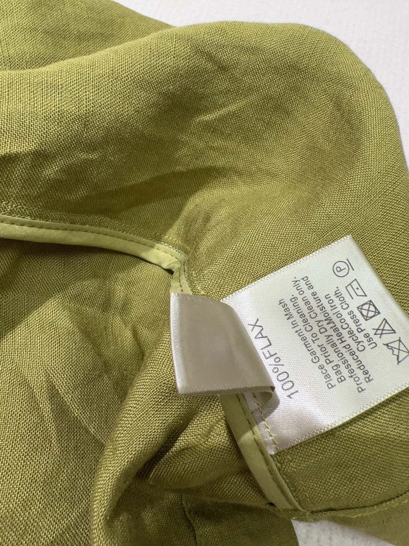 Low-cost Unclassified Brand Dress