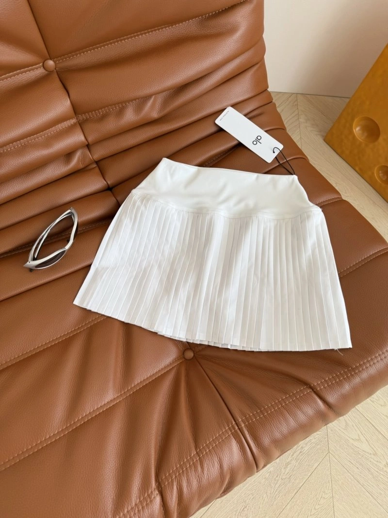 Indistinguishable Unclassified Brand Dress
