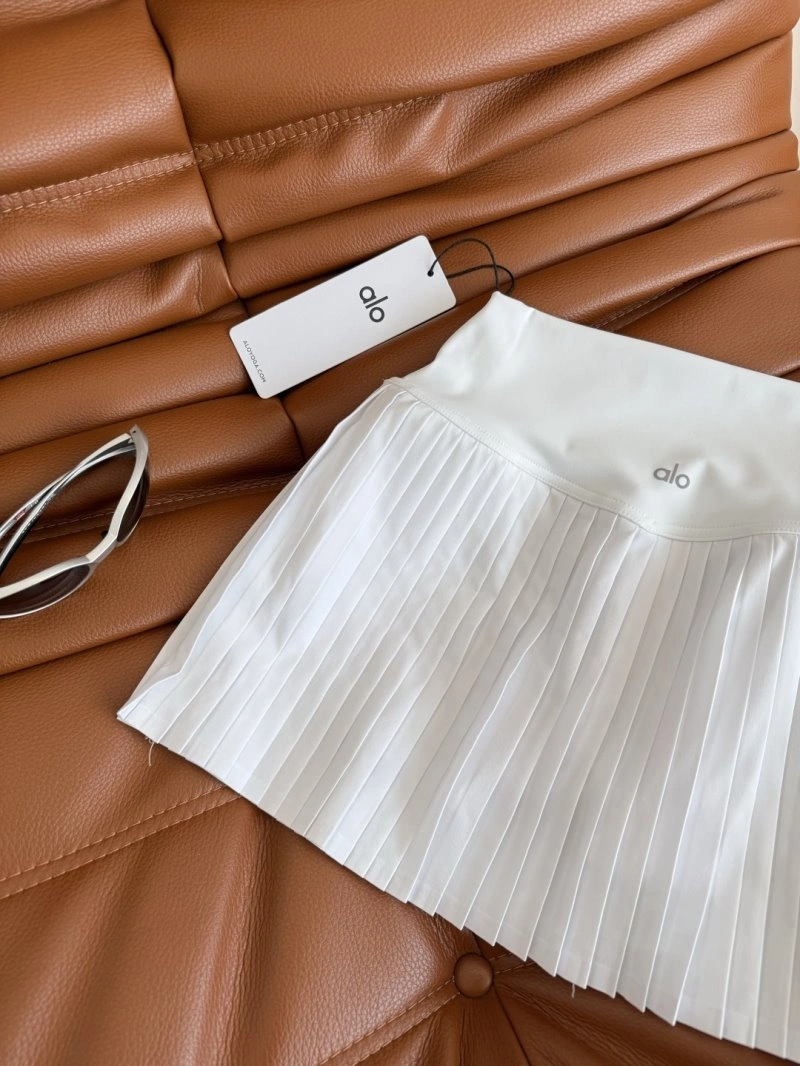 Indistinguishable Unclassified Brand Dress