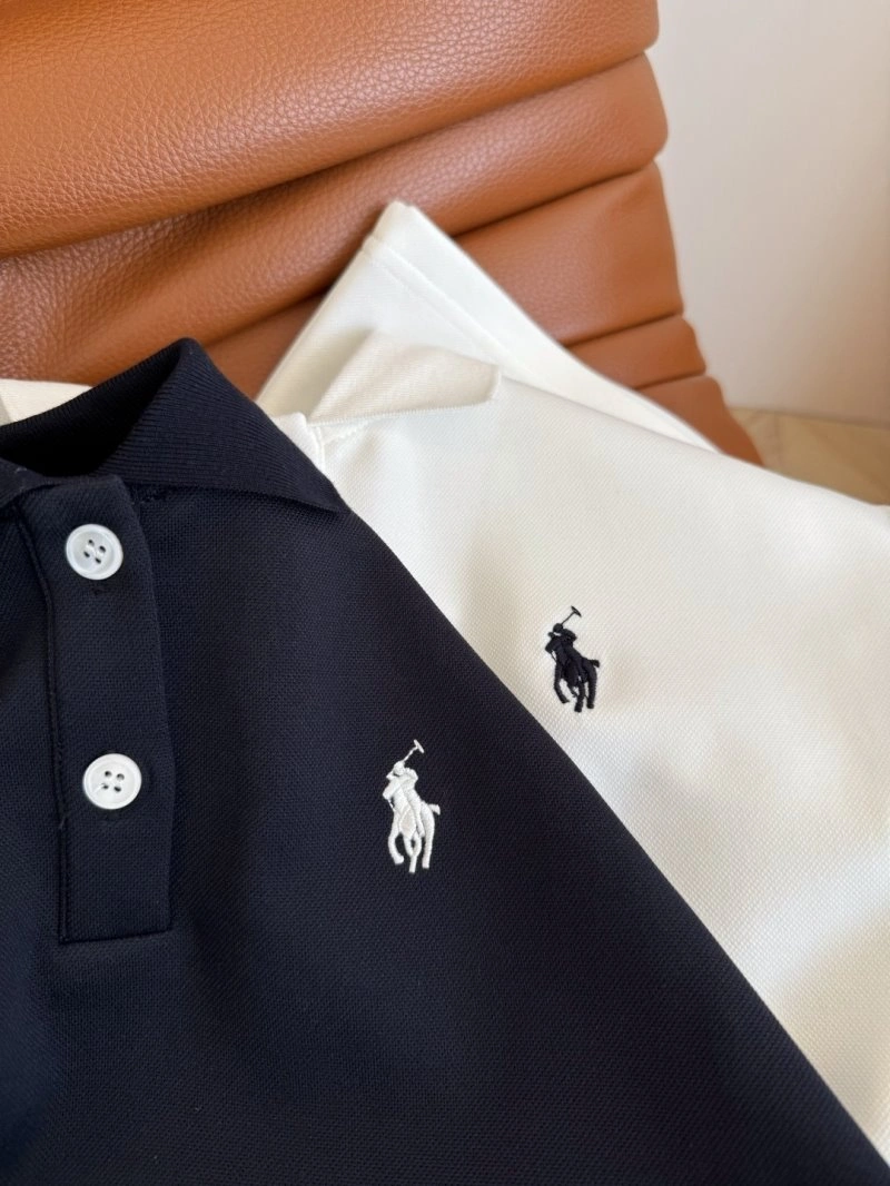 Accurate model Unclassified Brand Dress