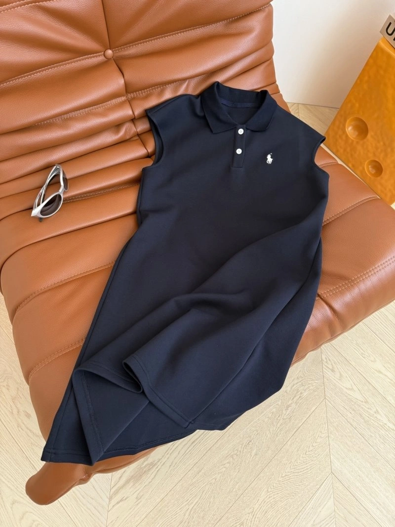 Accurate model Unclassified Brand Dress