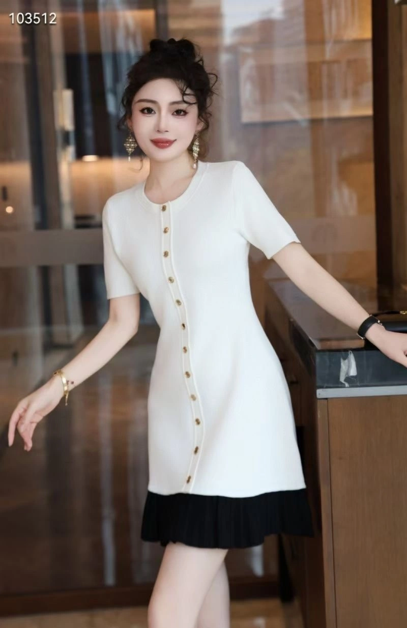 Accurate model Unclassified Brand Dress