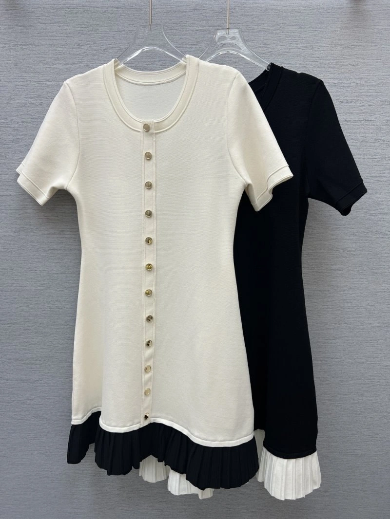 Accurate model Unclassified Brand Dress