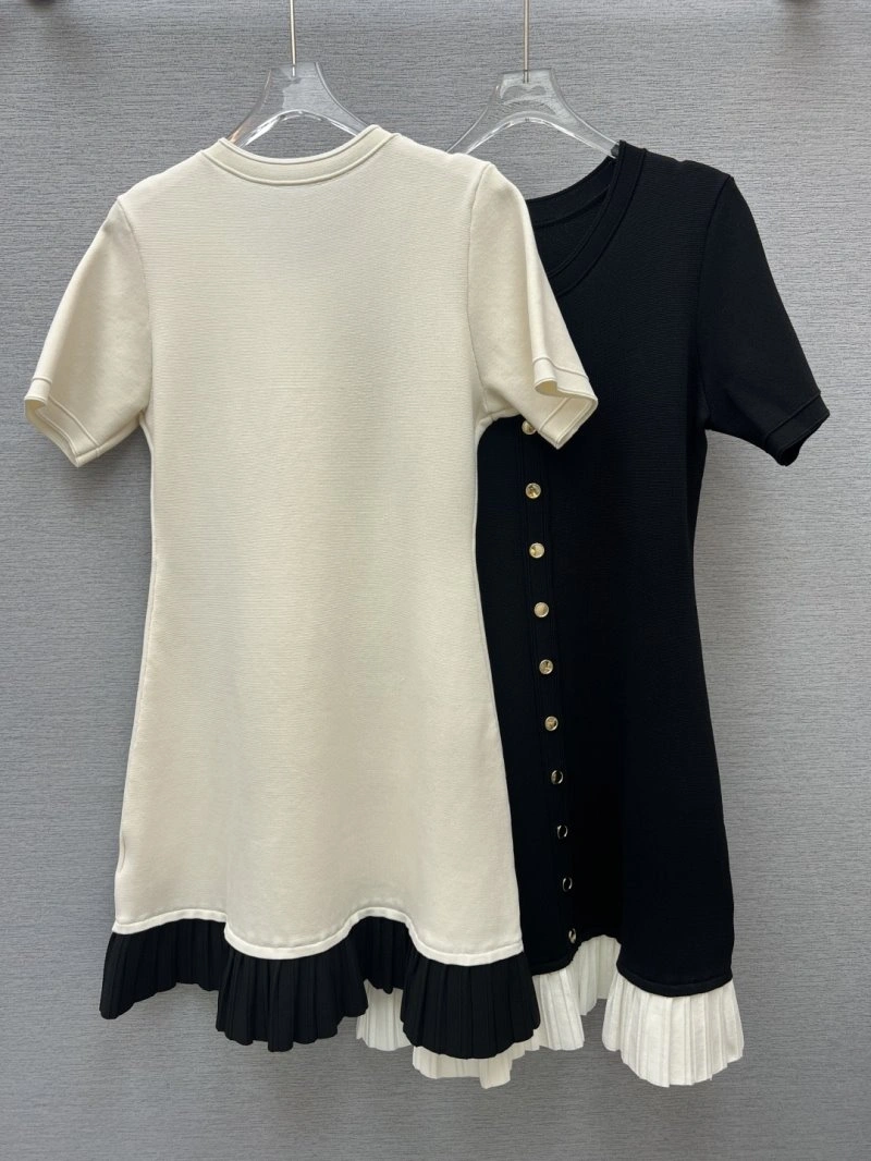 Accurate model Unclassified Brand Dress