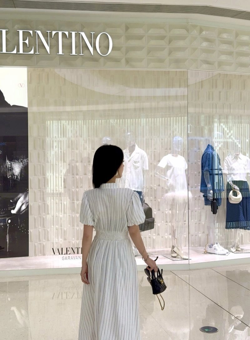 Perfect replica Unclassified Brand Dress