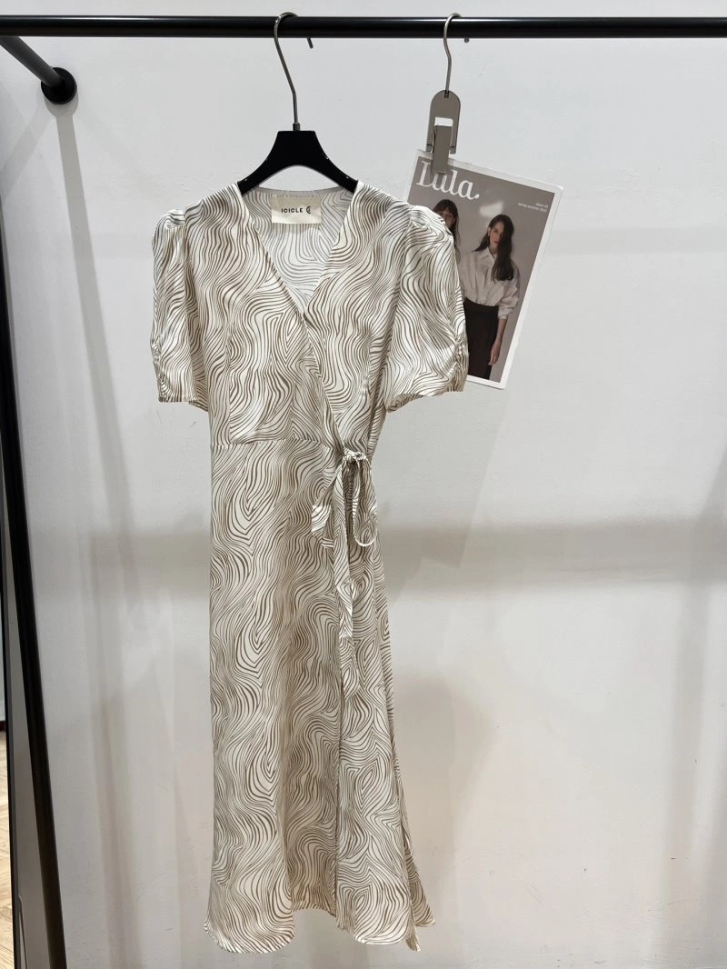 Unclassified Brand Dress