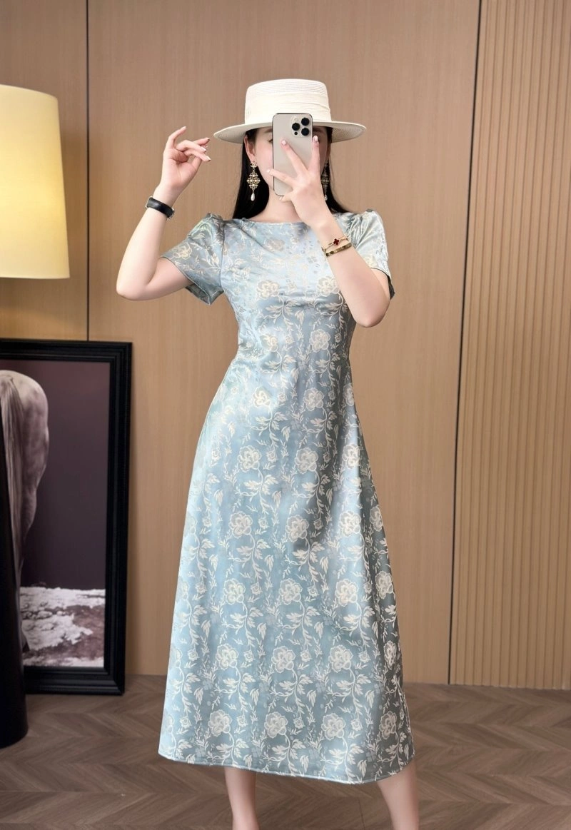 Unclassified Brand Dress