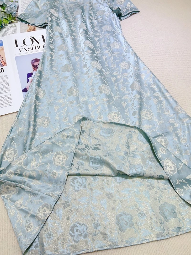 Real Unclassified Brand Dress