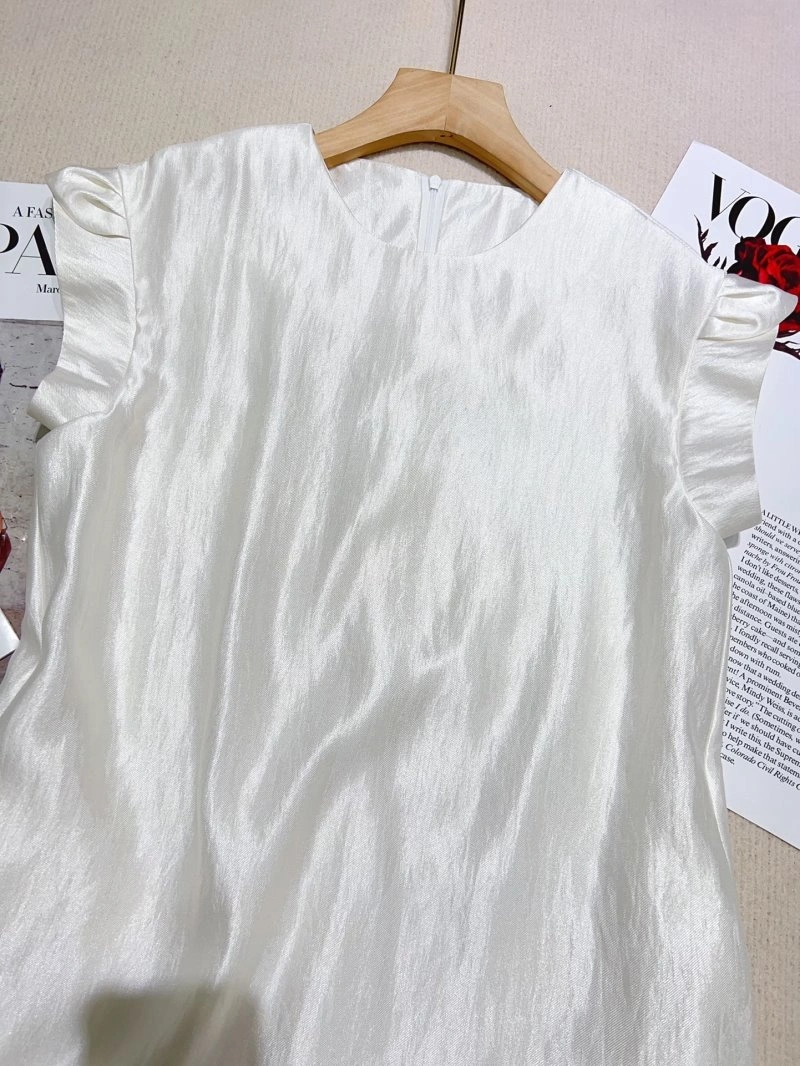 Genuine Unclassified Brand Dress