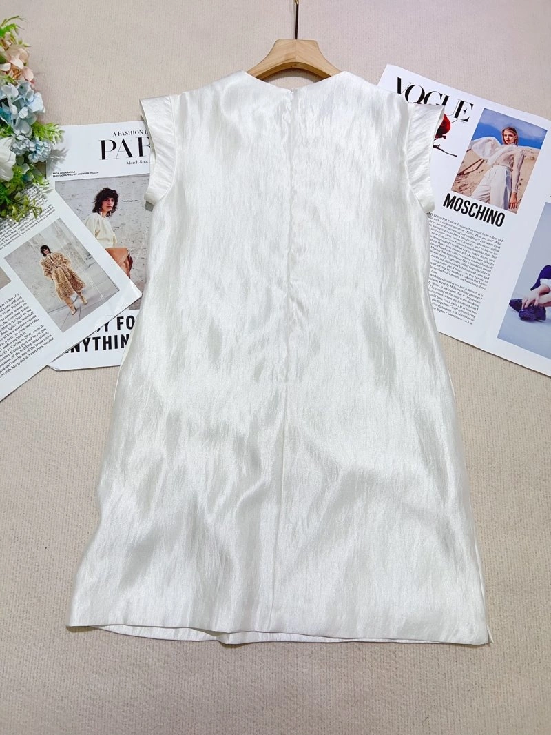 Genuine Unclassified Brand Dress