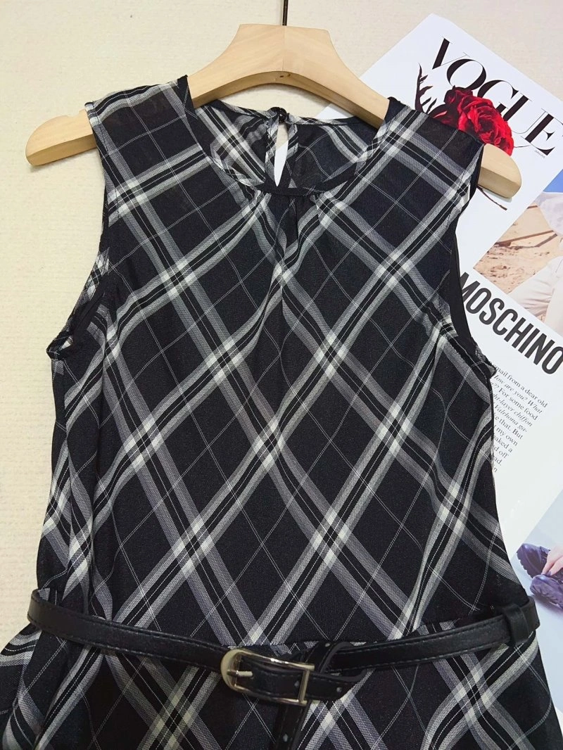 Precise copy Unclassified Brand Dress