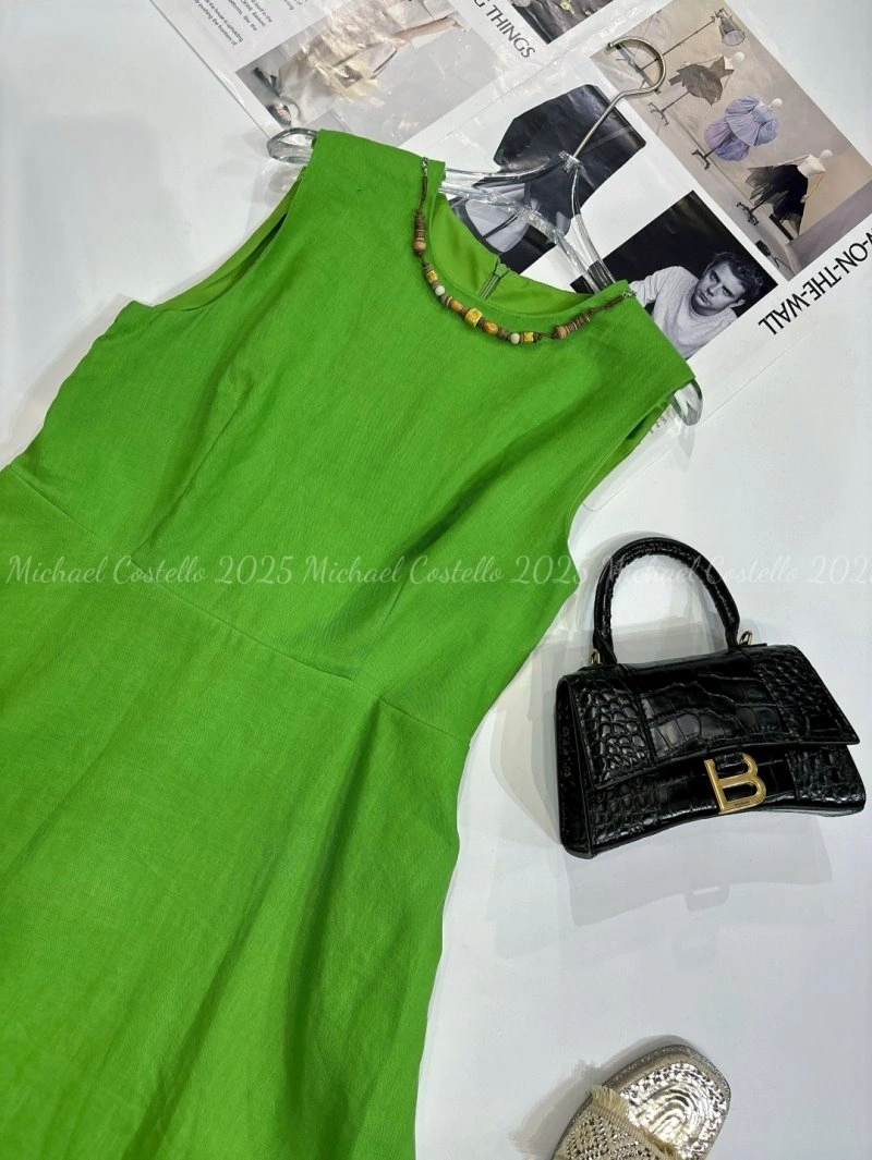 Low-cost Unclassified Brand Dress