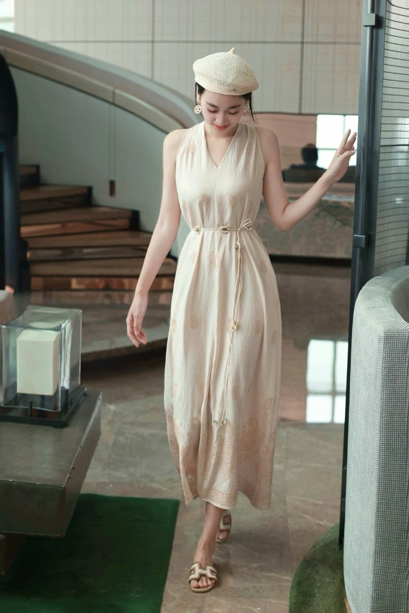 High accuracy Unclassified Brand Dress