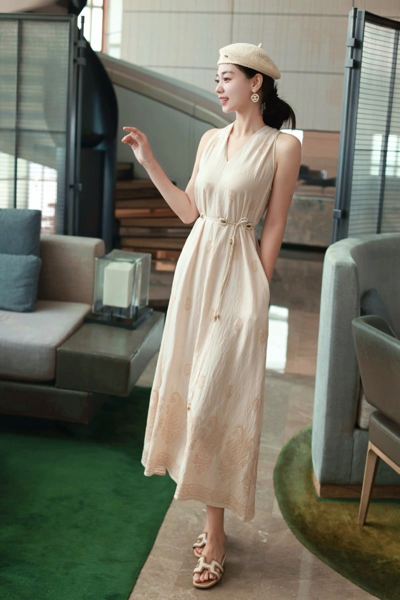 High accuracy Unclassified Brand Dress