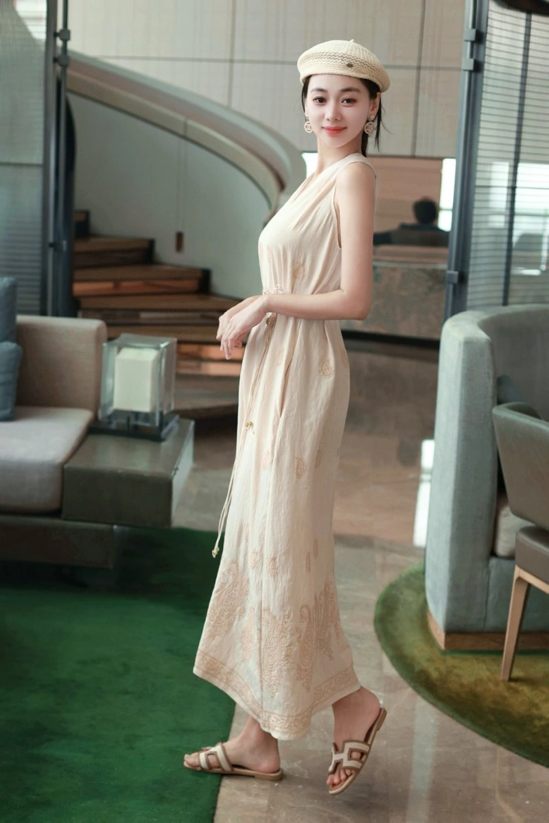 High accuracy Unclassified Brand Dress