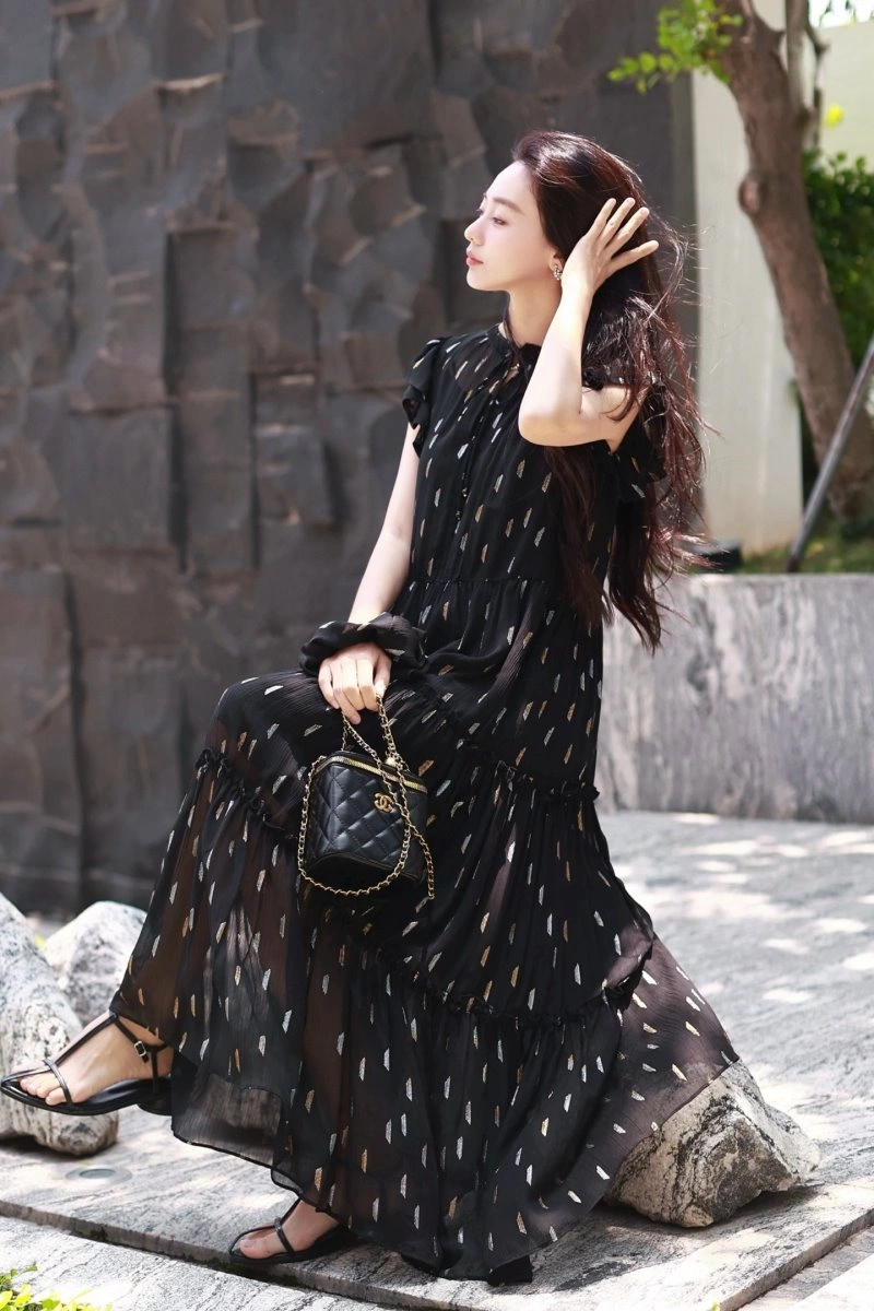 Genuine Unclassified Brand Dress