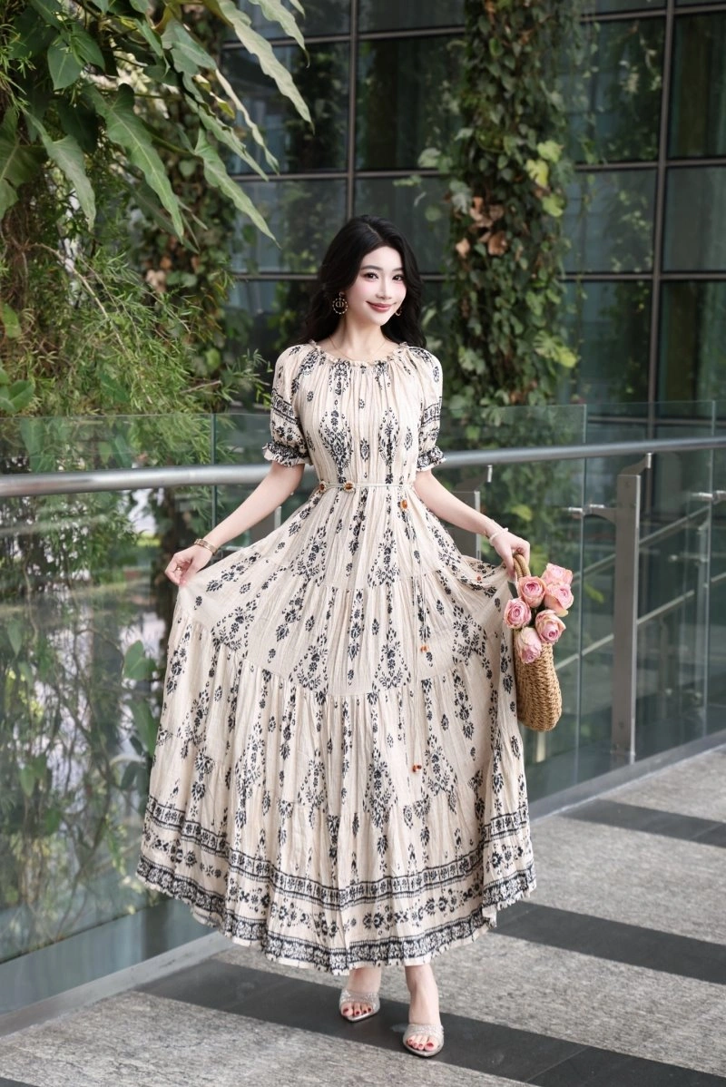 Inexpensive Unclassified Brand Dress