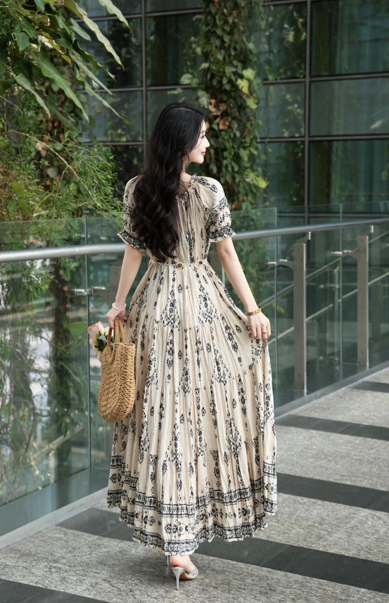 Inexpensive Unclassified Brand Dress