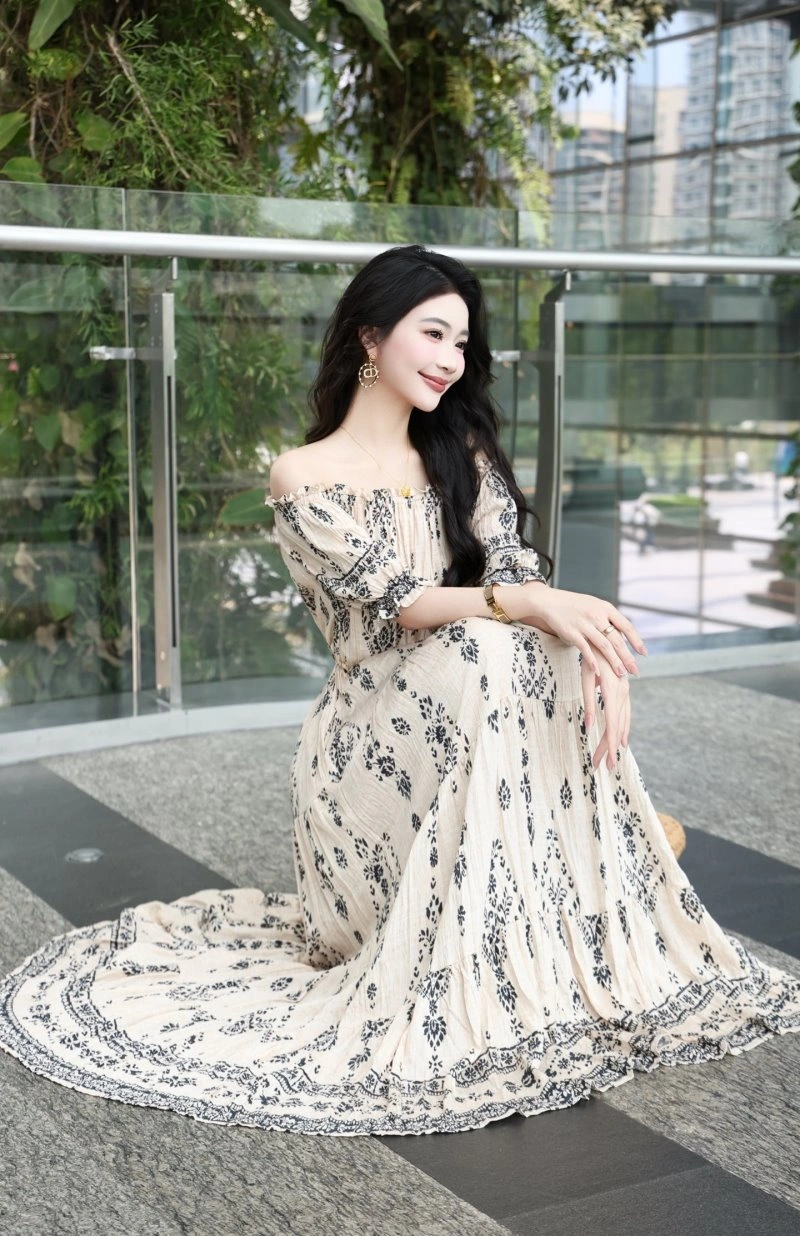 Inexpensive Unclassified Brand Dress