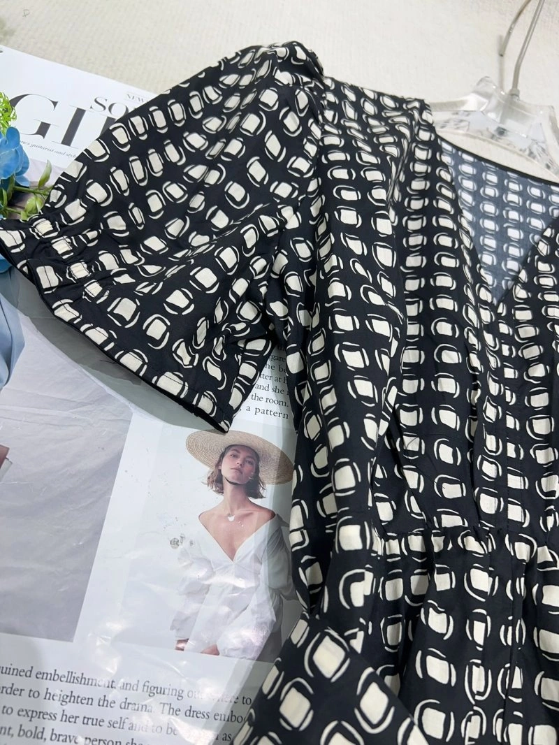 Discounted Unclassified Brand Dress