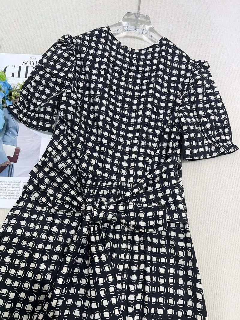 Discounted Unclassified Brand Dress