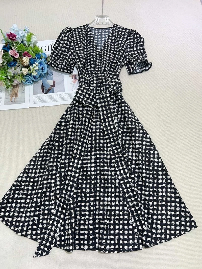 Discounted Unclassified Brand Dress