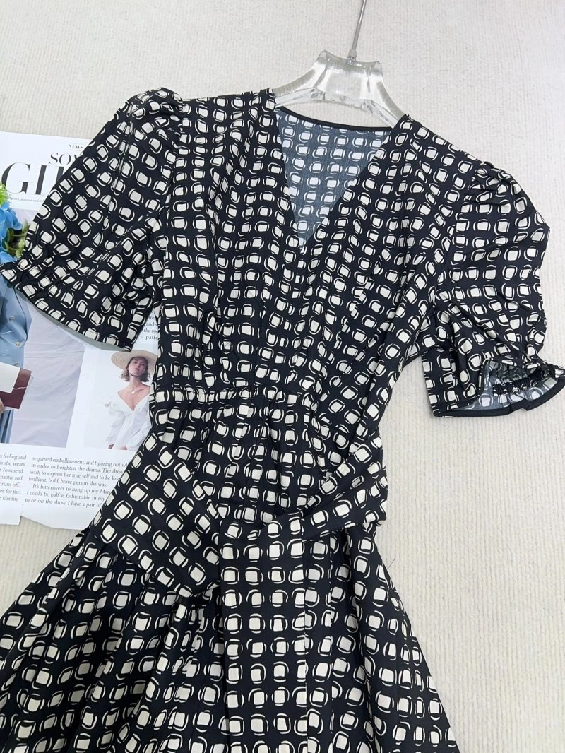 Discounted Unclassified Brand Dress