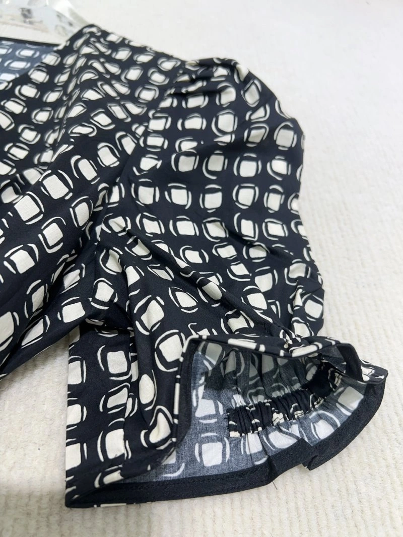 Discounted Unclassified Brand Dress