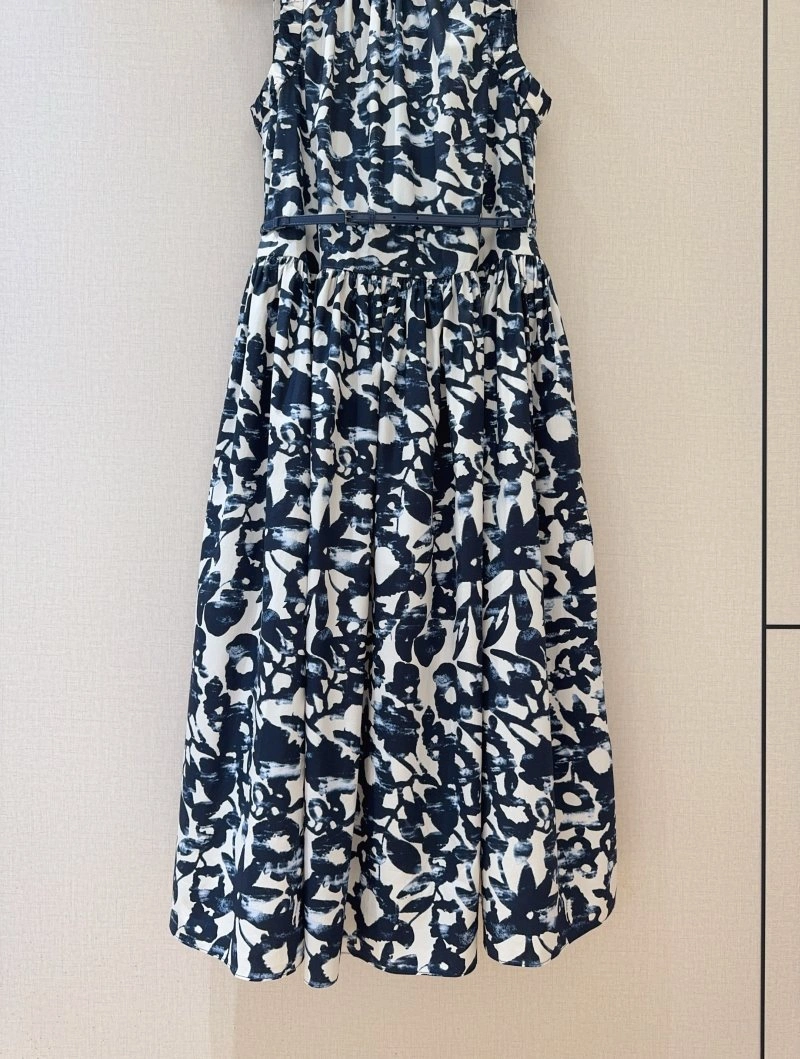 Brand-authenticated Unclassified Brand Dress