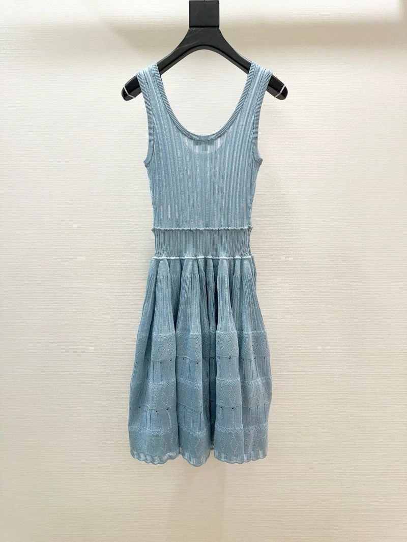 Real Unclassified Brand Dress