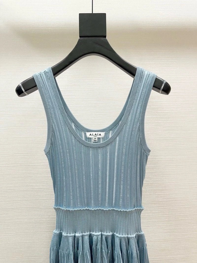 Real Unclassified Brand Dress