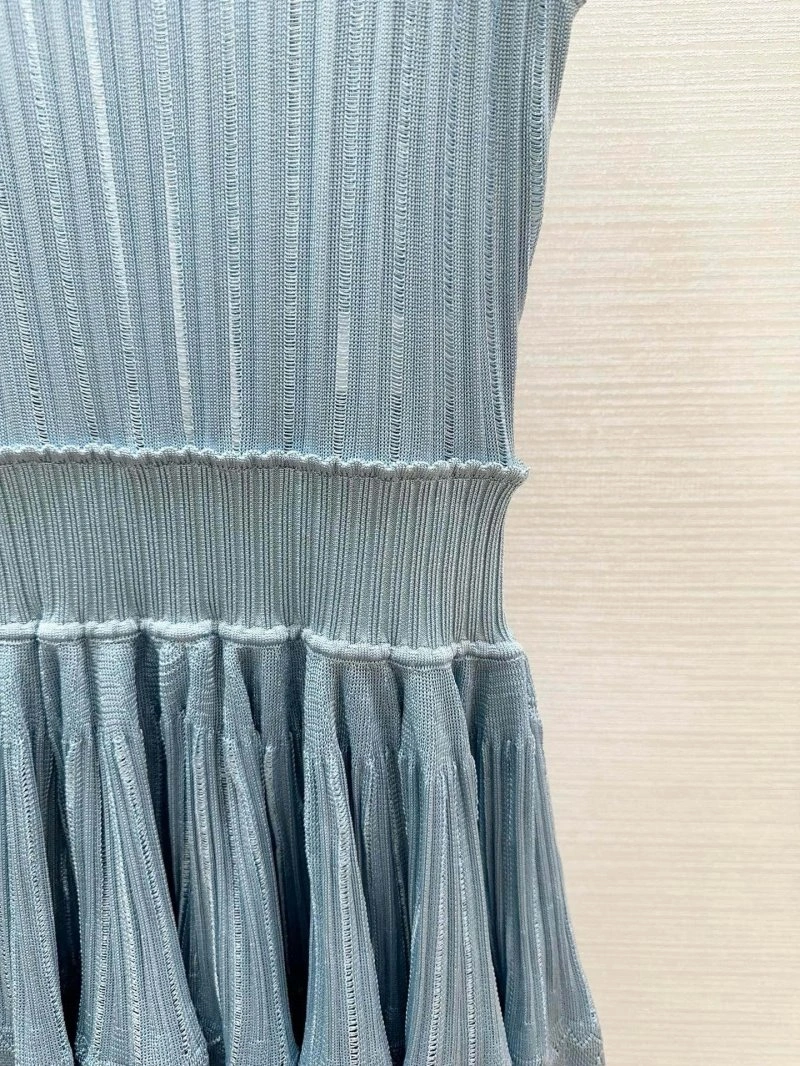 Real Unclassified Brand Dress