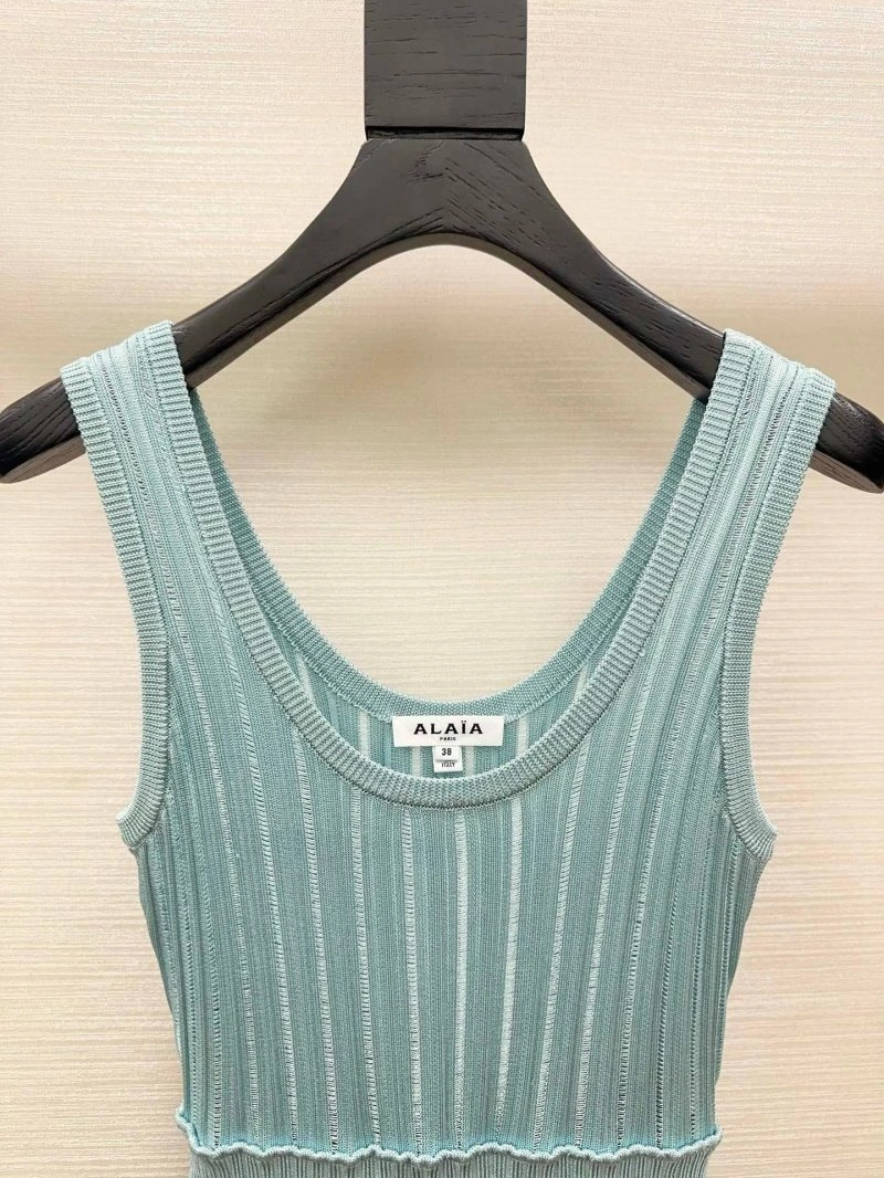 Real Unclassified Brand Dress