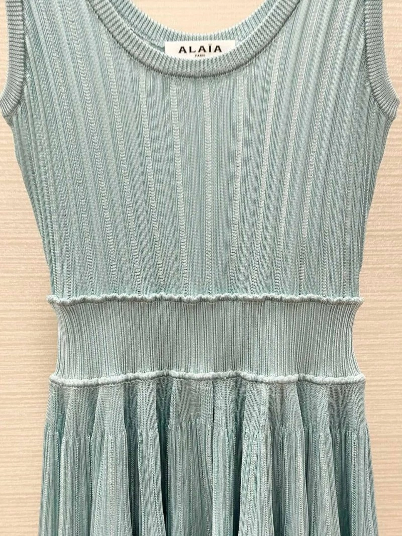 Real Unclassified Brand Dress