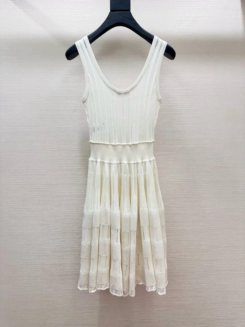 Bargain Unclassified Brand Dress