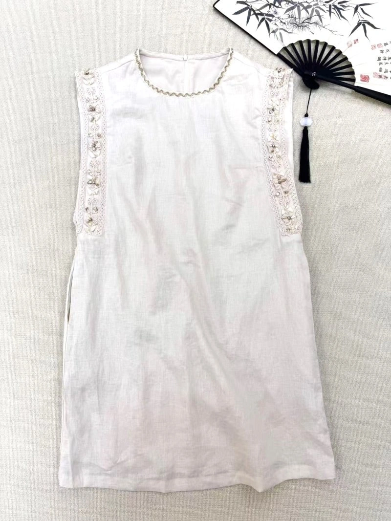 Low-cost Unclassified Brand Dress