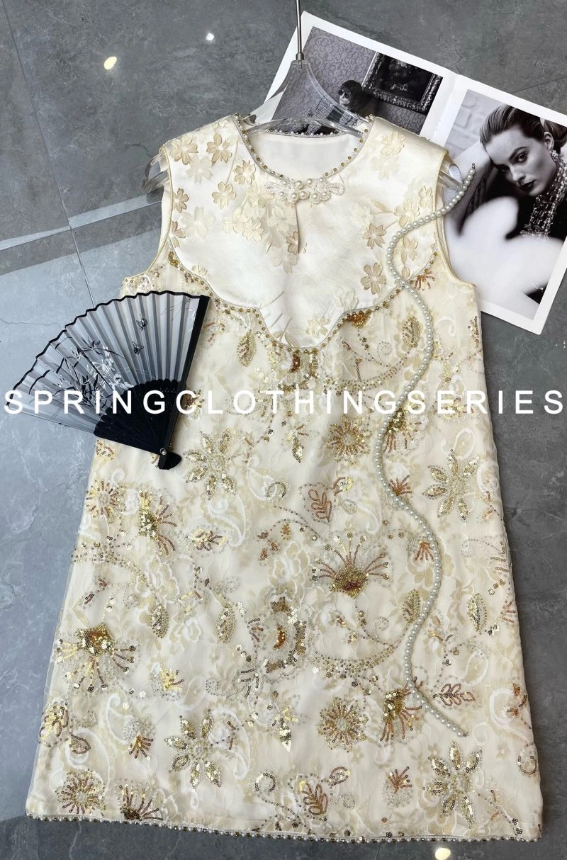 Low-cost Unclassified Brand Dress