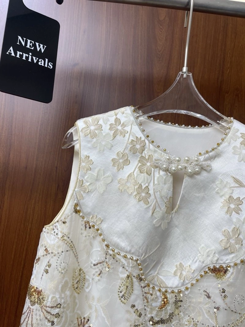 Low-cost Unclassified Brand Dress