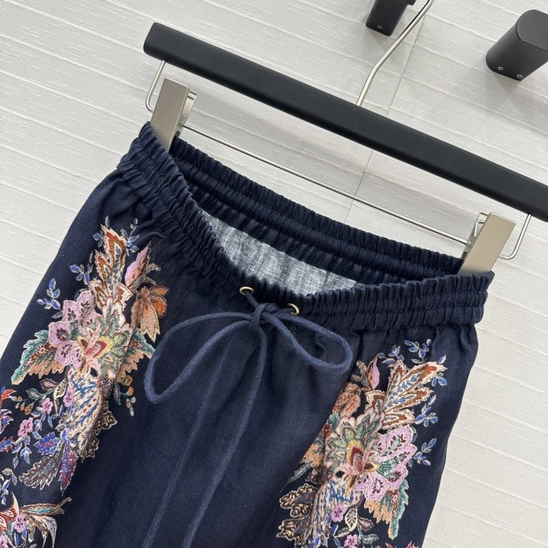 Brand-authenticated Unclassified Brand Dress